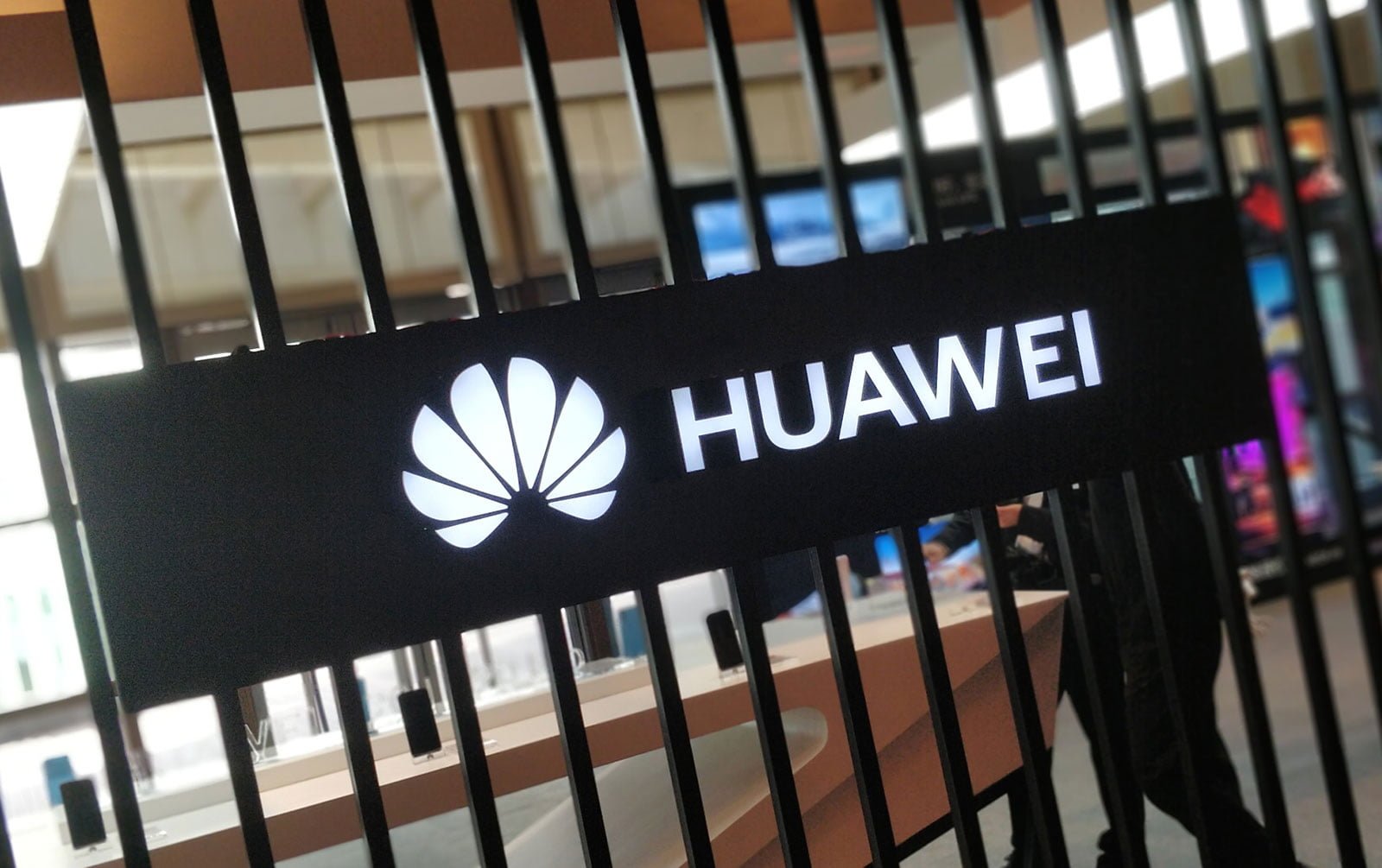 Huawei, ora diventa davvero difficile il mercato occidentale